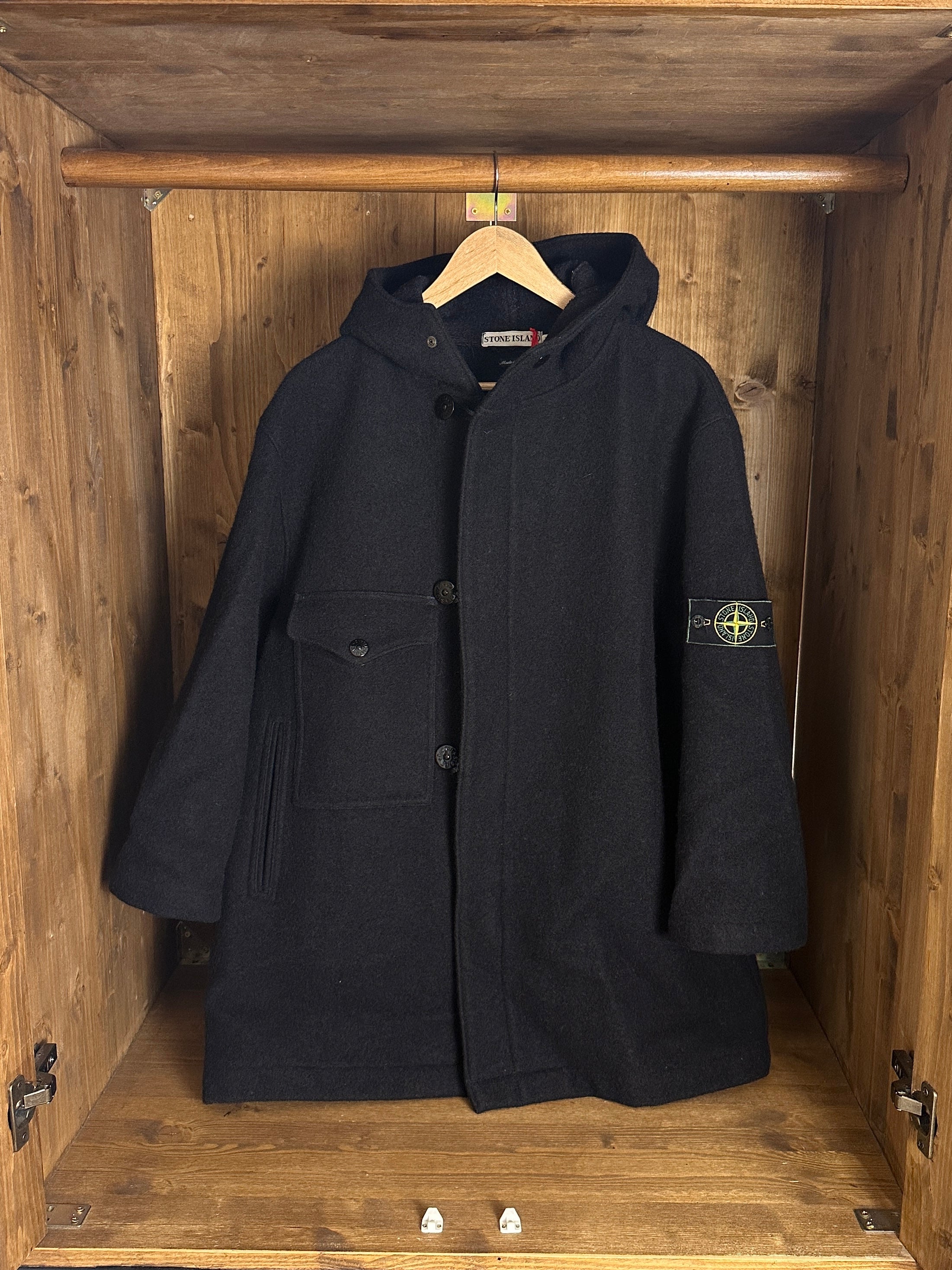 AW95 VIRGIN WOOL COAT In Black Blue – Big Badge Archivio