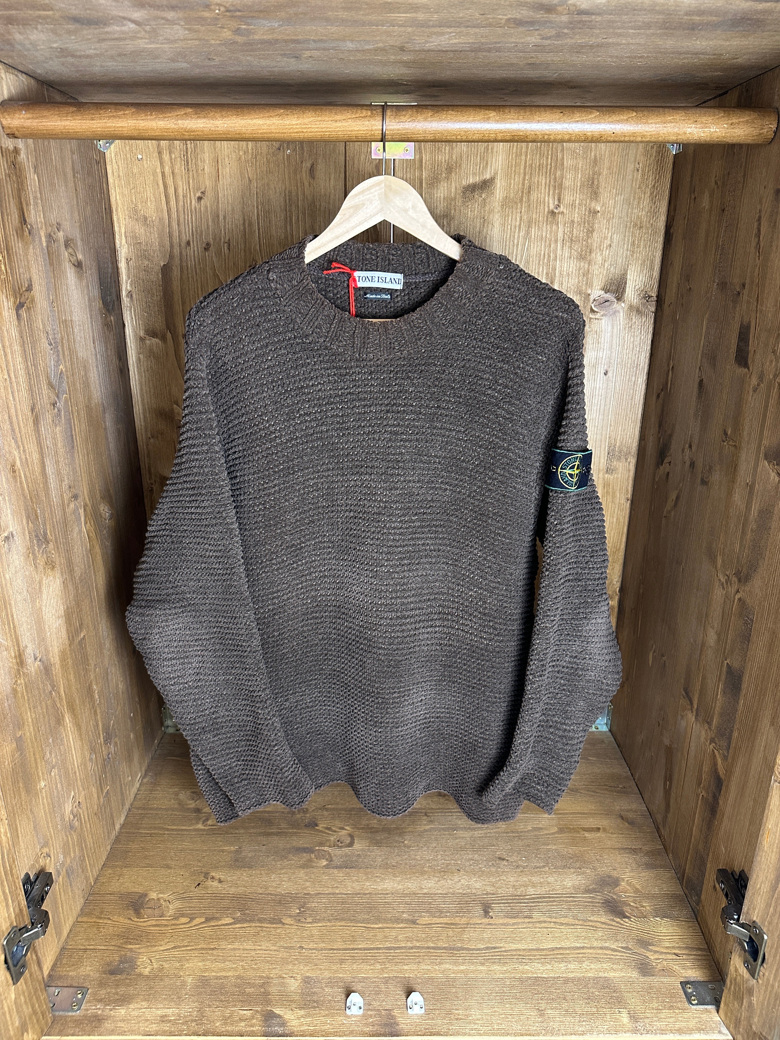 AW95 CHENILLE JUMPER in Oak Brown – Big Badge Archivio